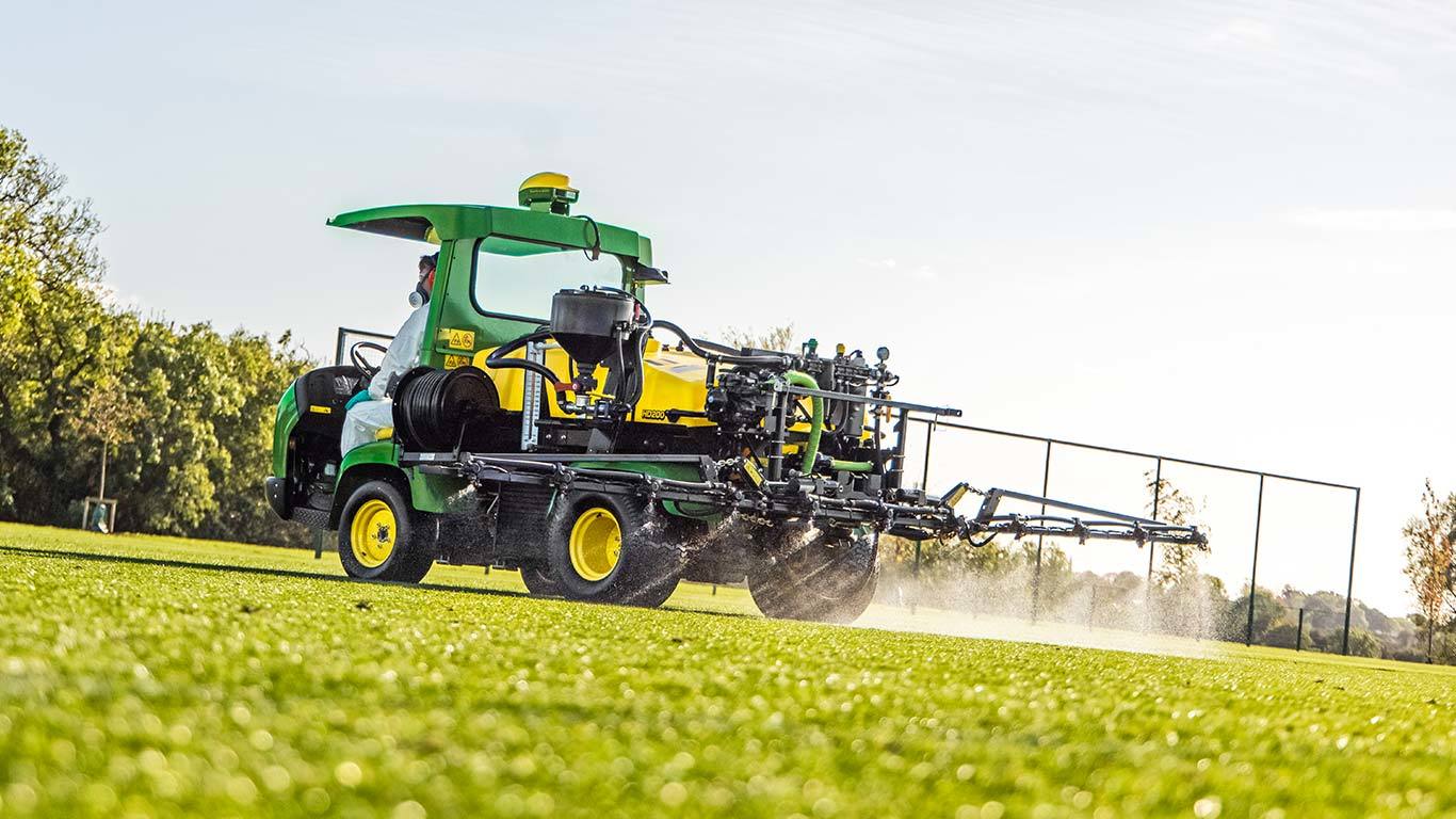 HD200 GPS | Veldspuiten | Golf- en sportvelden | John Deere