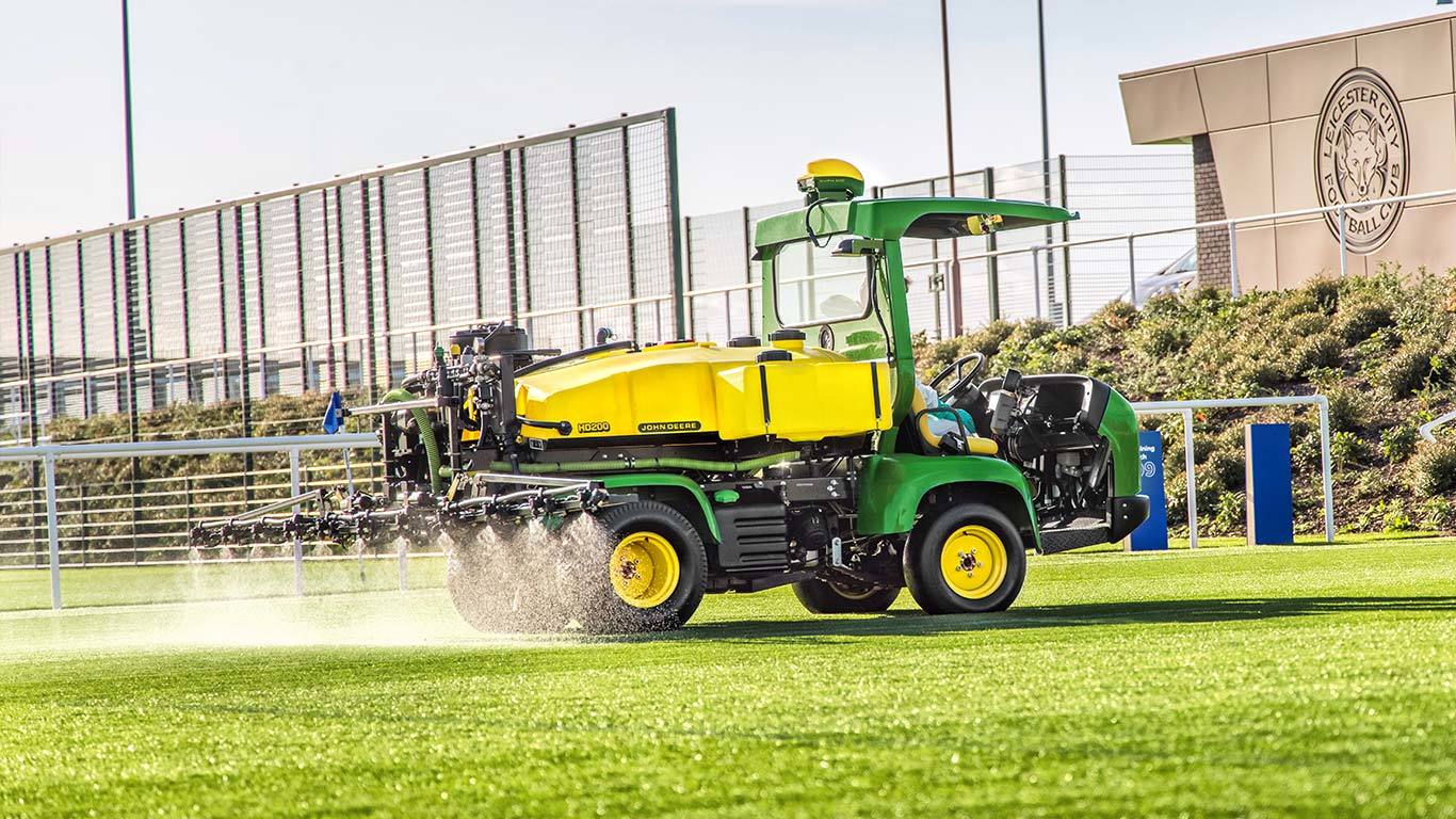 HD200 GPS | Veldspuiten | Golf- en sportvelden | John Deere