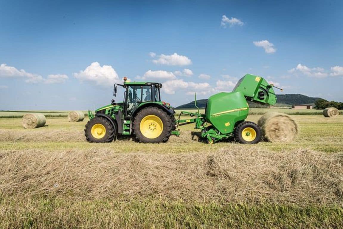 F441M | F400-serie | Balenpersen | John Deere NL
