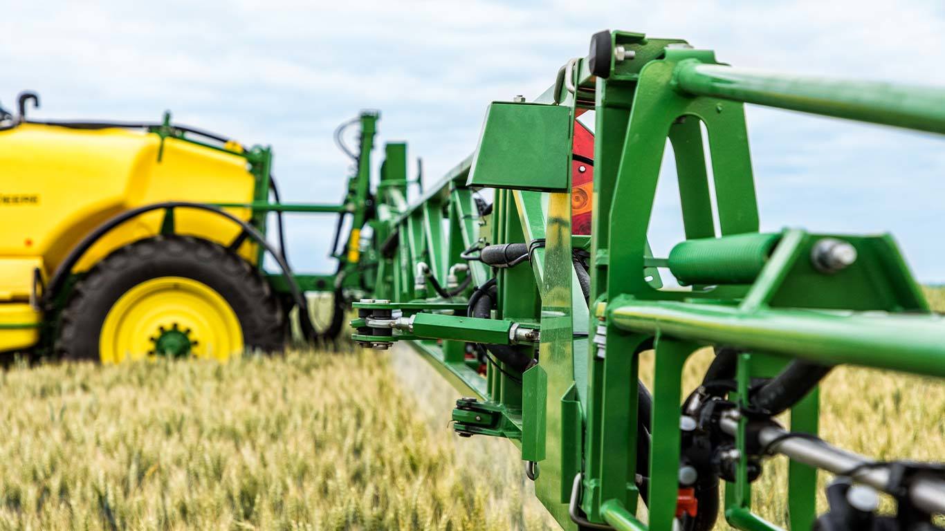 M732(i) | Getrokken veldspuit serie M700/M700i | John Deere NL